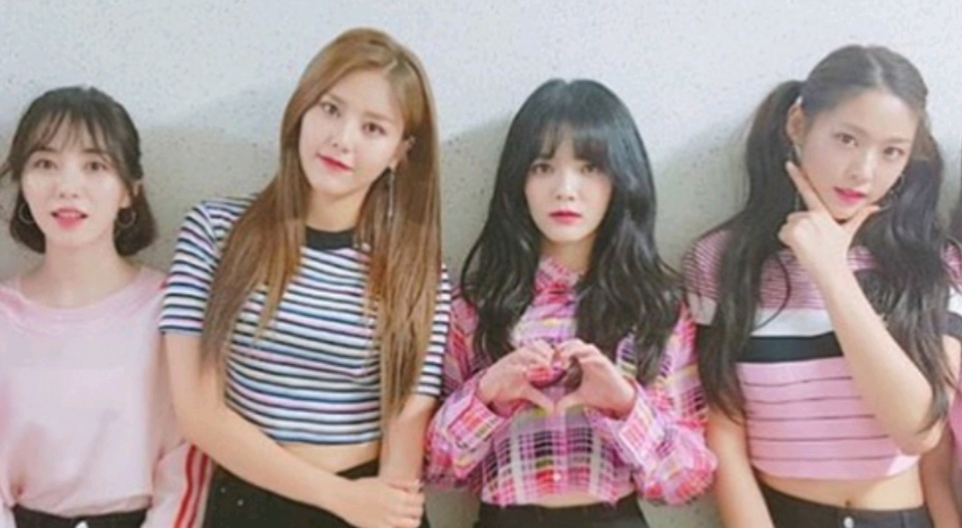 韩网热议！为什么AOA权珉娥只针对申智珉？ - 哔哩哔哩