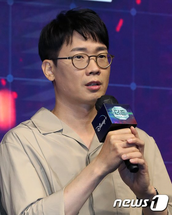 【the Zone】赵孝镇pd:“刘在石,看着镜头感觉到了骂人的感觉!” 哔哩哔哩