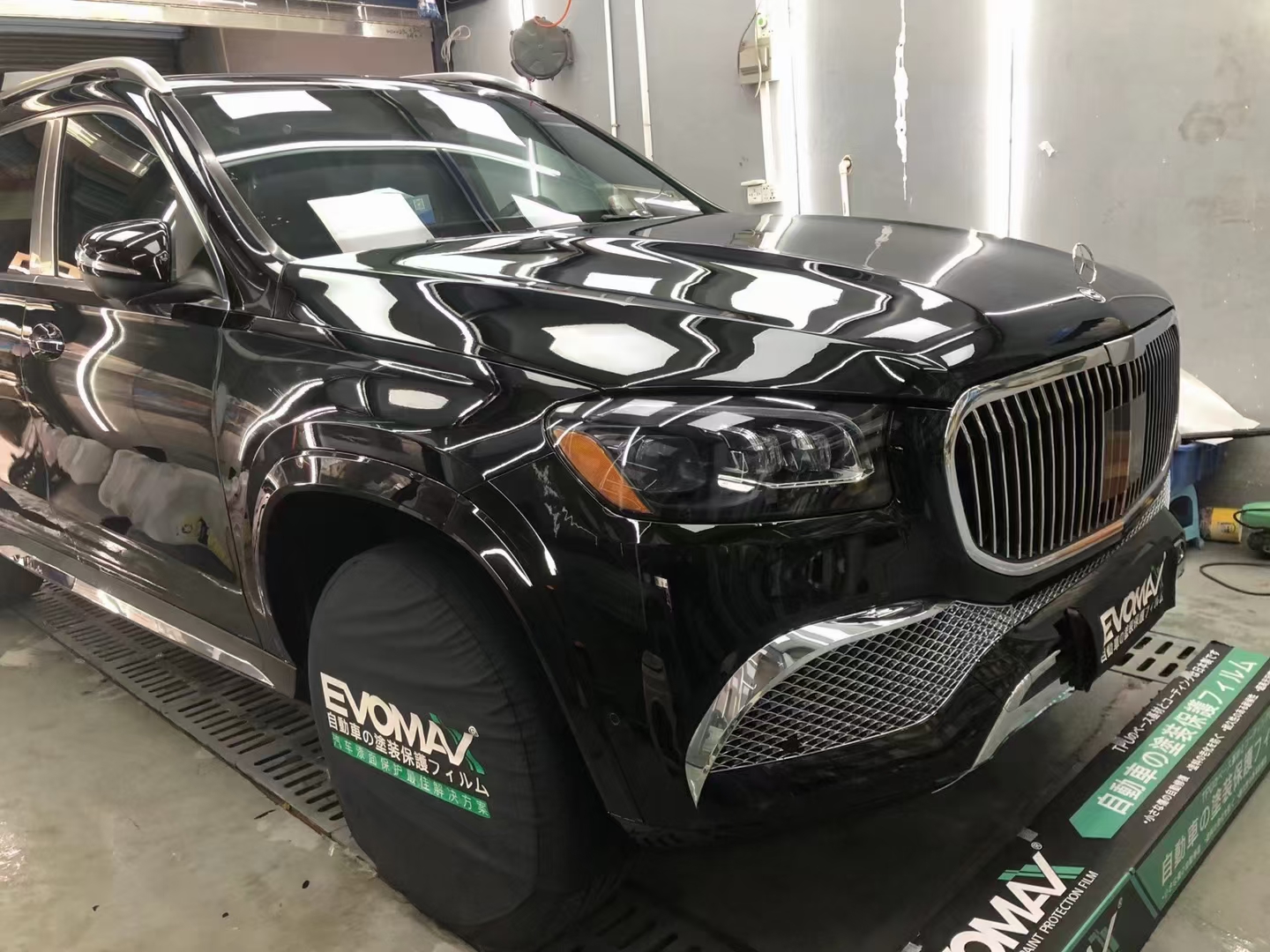 黑色奔驰GLS450贴膜EVOMAX易玛隐形车衣，官方十年电子质保 - 哔哩哔哩