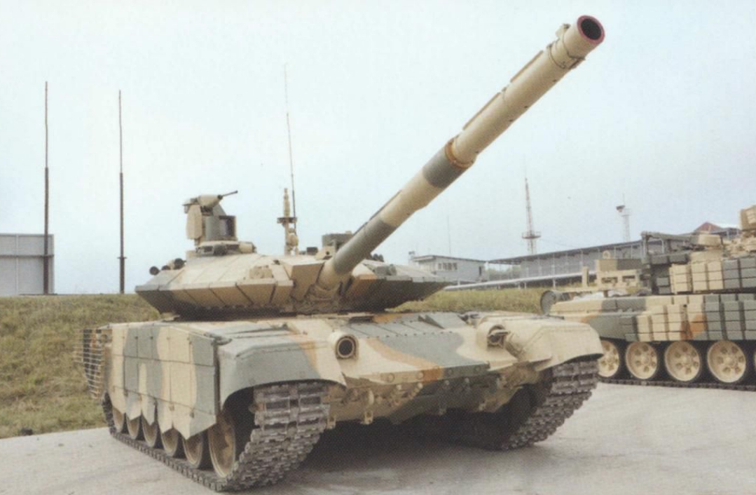 乌拉尔厂的未来坦克T90M突破 - 哔哩哔哩