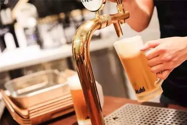 KFC升级了！变绿了！吃素了！试吃全国第一家K Pro - 哔哩哔哩