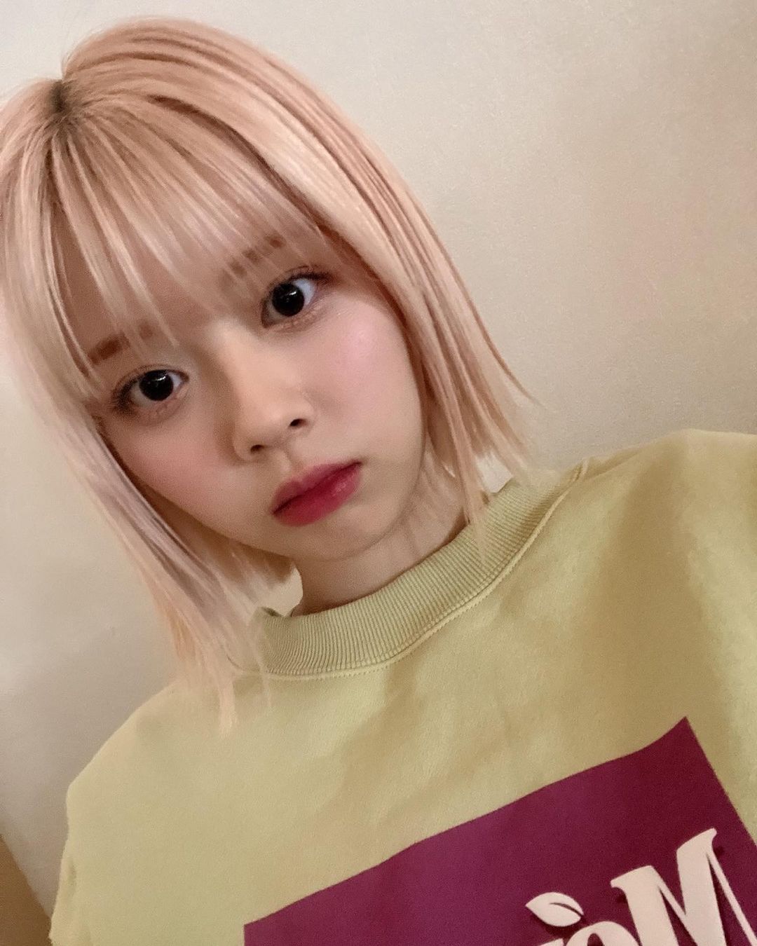 RIKU 大江梨久 IG 更新 - 哔哩哔哩