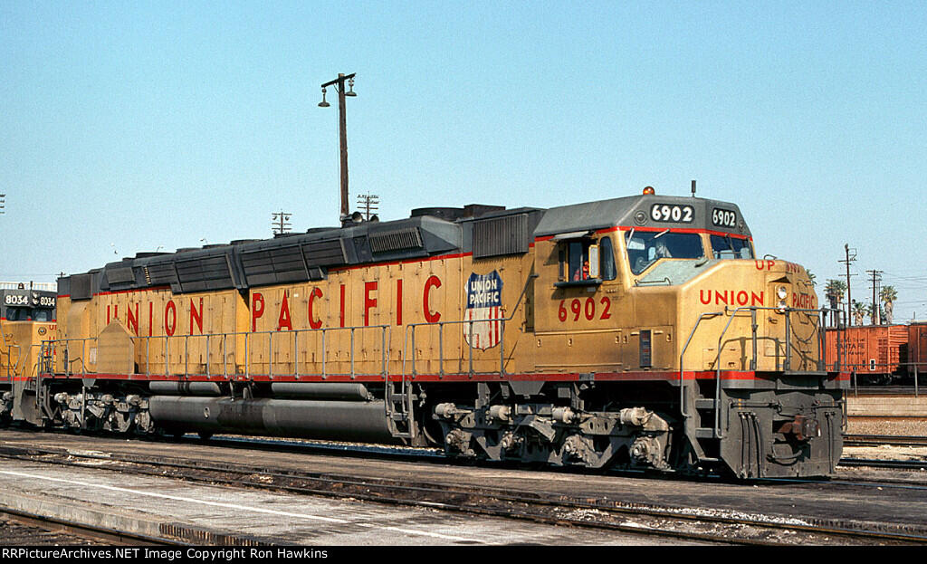 【科普】曾经存在过的六千英制马力——美国联合太平洋铁路SD90(43)AC型内燃机车 - 哔哩哔哩