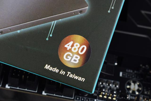 性价比游戏盘，SiS矽统科技P120 480G开箱评测 - 哔哩哔哩