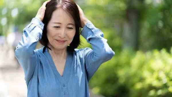 你了解什么是 更年期”吗?我们该怎么应对?别再对着妈妈不耐烦 哔哩哔哩