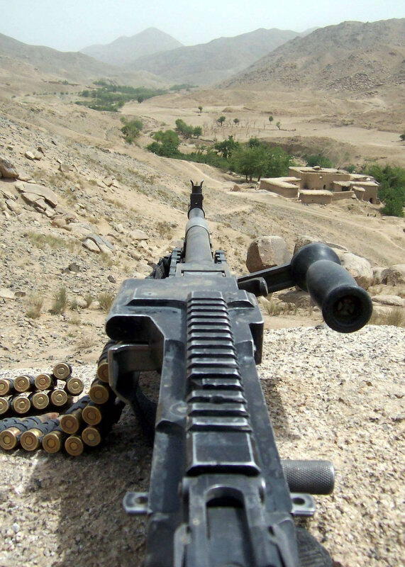 [轻武器科普] 美军通机扛把子——M240系列通用机枪 - 哔哩哔哩