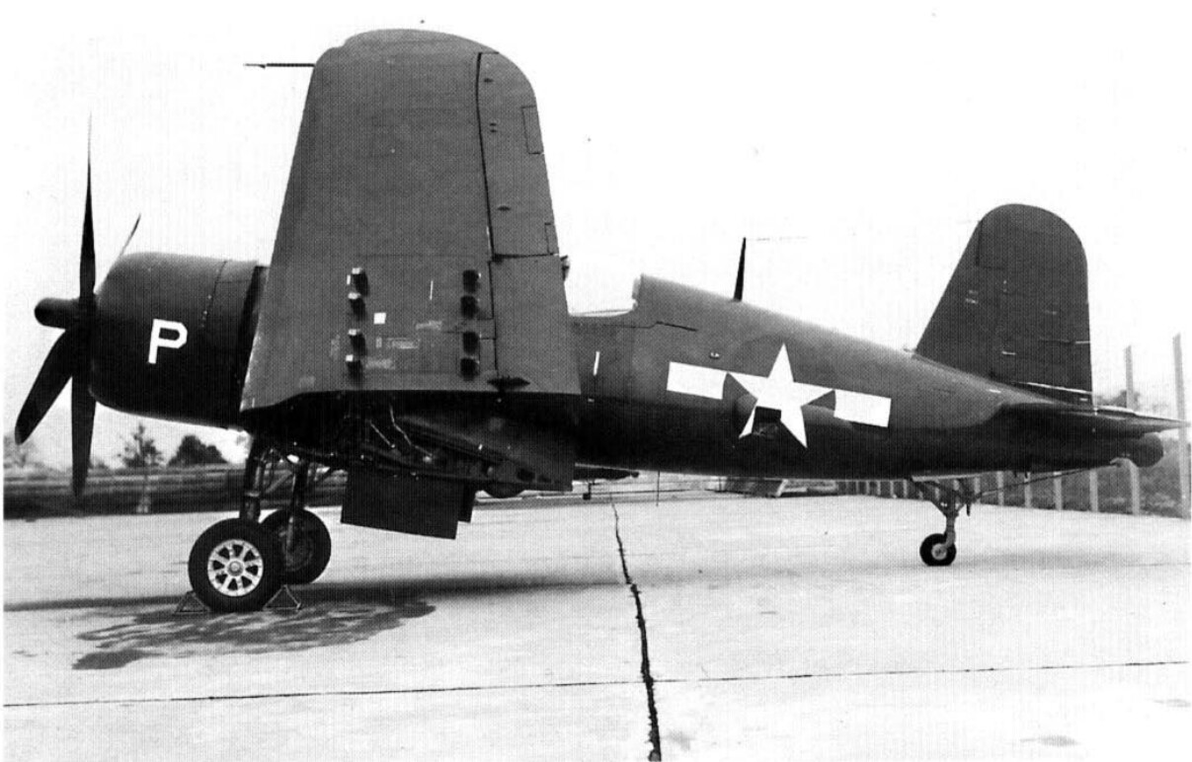 弯翼的地狱天使——F4U海盗型号辨别 - 哔哩哔哩