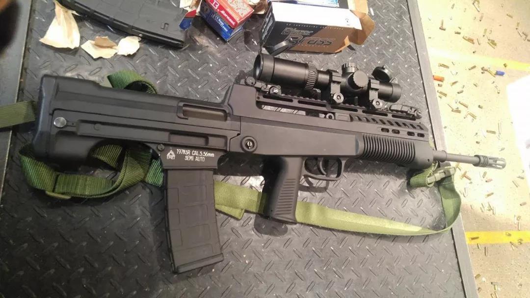 一身皮轨！央视曝光最新95改突击步枪，战术附件随便加！｜轻武专栏 - 哔哩哔哩