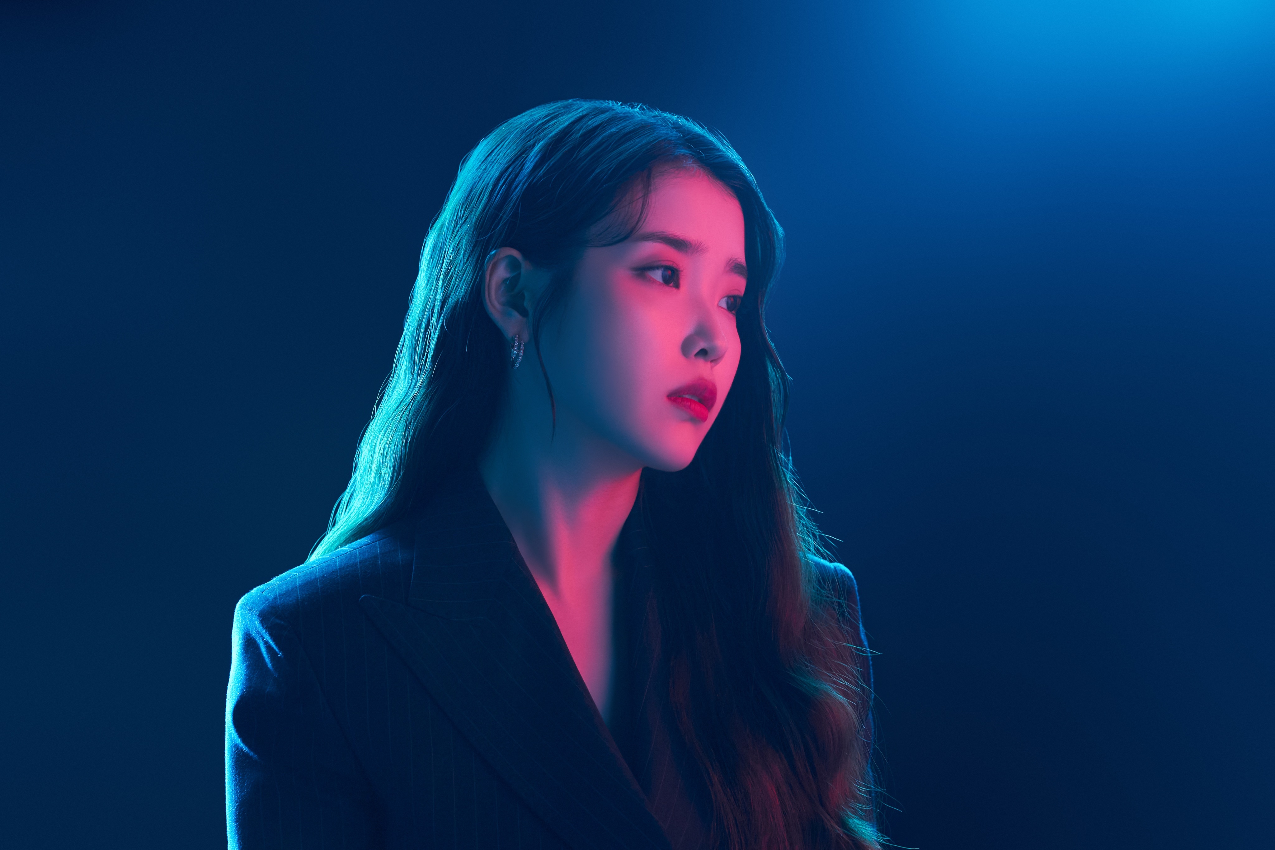 IU 李知恩（이지은）| 4K 8K | 电脑壁纸 | 手机壁纸 - 哔哩哔哩