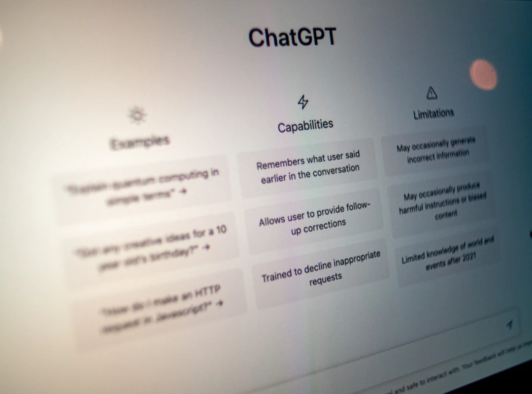 App Store——OpenAI 的MaaS模式或将上线，与Microsoft、Salesforce 争To B客户 - 哔哩哔哩