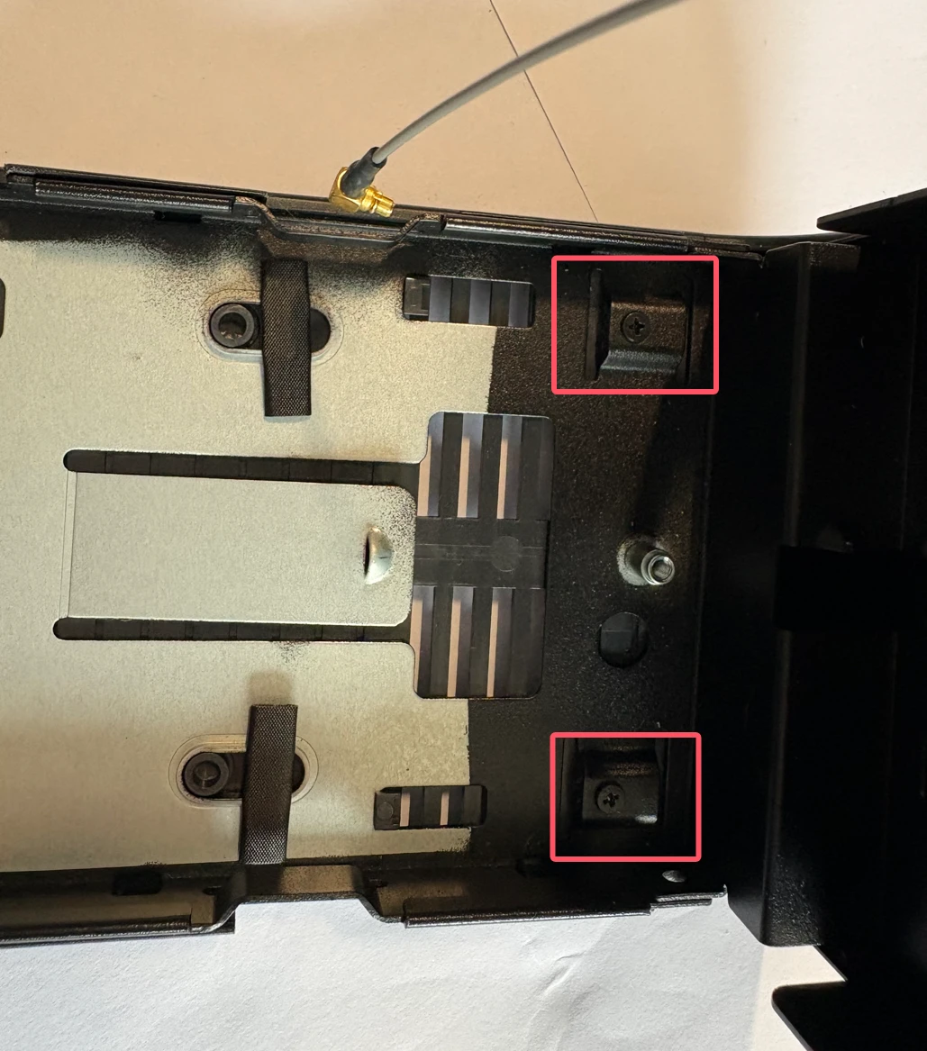 NUC9幽灵峡谷拆解——机箱和电源部分 - 哔哩哔哩