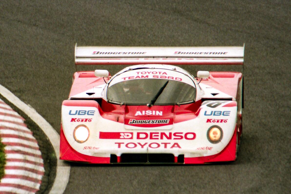 丰田“最后”的涡轮C组赛车91C-V：旧规下的国内霸者 - 哔哩哔哩