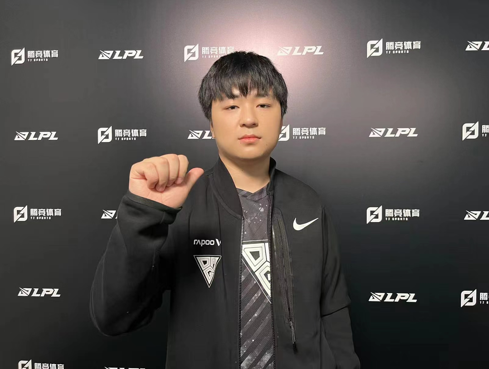 【春季赛专访】OMG.shanji：我会选择OMG是因为队伍能让我看到希望 - 哔哩哔哩