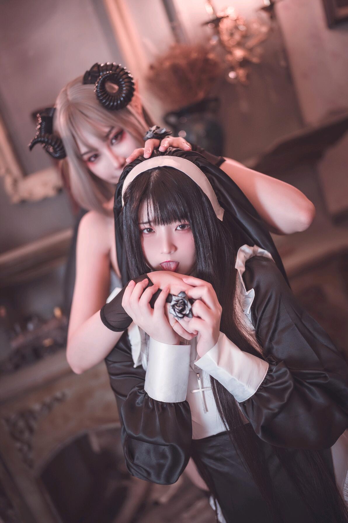 Cos写真丨落落Raku - 林檎双人 - 哔哩哔哩