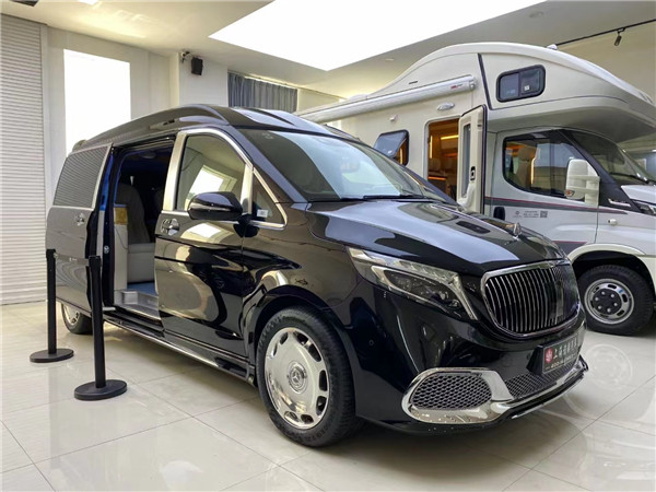 奔驰V260L定制豪客V600全隔断四座,值得拥有的高端商务车 - 哔哩哔哩