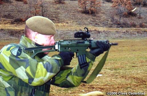 沐头的冷门枪械库——AK5突击步枪 - 哔哩哔哩