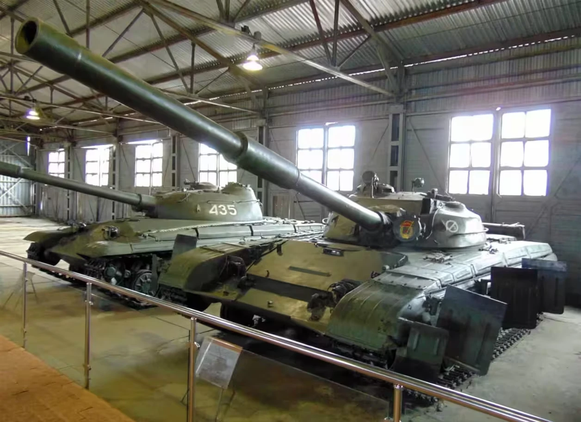 115mm 2A20及125mm 2A26/46滑膛炮早期APFSDS介绍：从3BM3到3BM17 - 哔哩哔哩