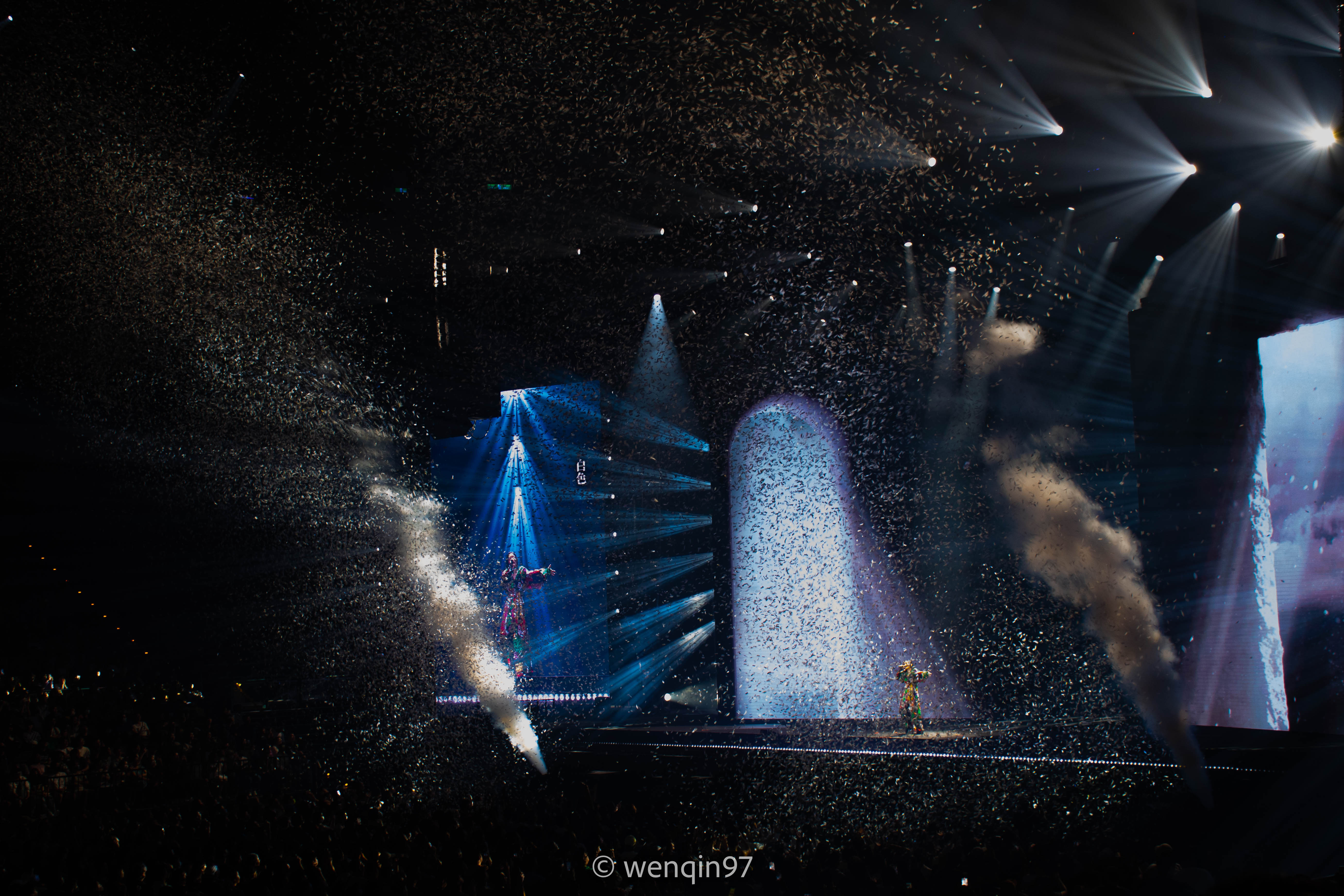 徐佳莹 演唱会照片｜变的有些奢侈的事 11.4 - 哔哩哔哩