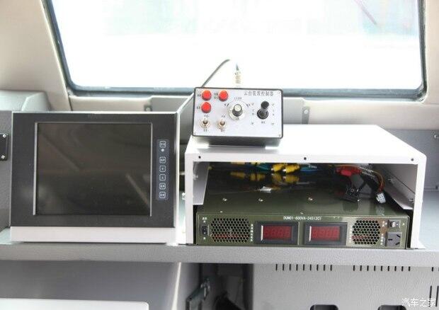 （转载）解读源自依维柯的"虎士"ZFB05A装甲车 - 哔哩哔哩