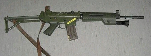 沐头的冷门枪械库——AK5突击步枪 - 哔哩哔哩