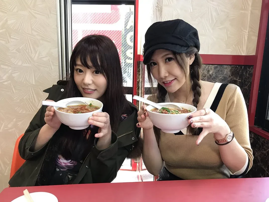 明星档案 第224期 若槻水菜 若槻みづな 个人资料简介及作品写真图片! 哔哩哔哩