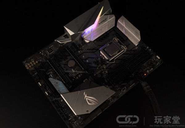 猛禽系列顶配 华硕ROG STRIX Z370-E GAMING评测 - 哔哩哔哩