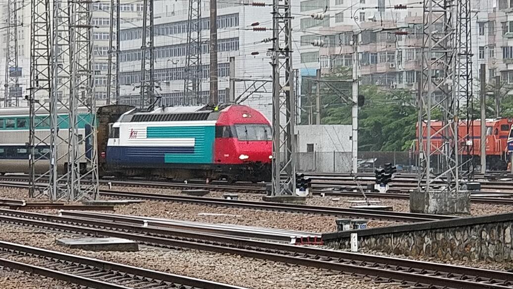 历史悠久的特区列车——广/肇九直通车，KTT和广铁RZ25T（结尾含DF11G本务的肇九特写) - 哔哩哔哩