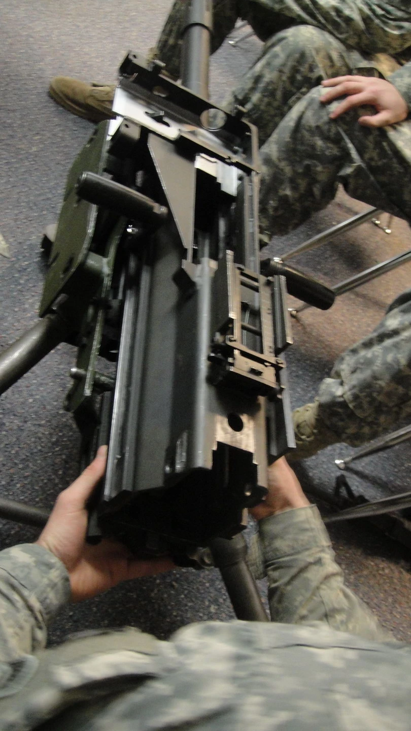 火力支援好伴侣——美国Mk19自动榴弹发射器 - 哔哩哔哩