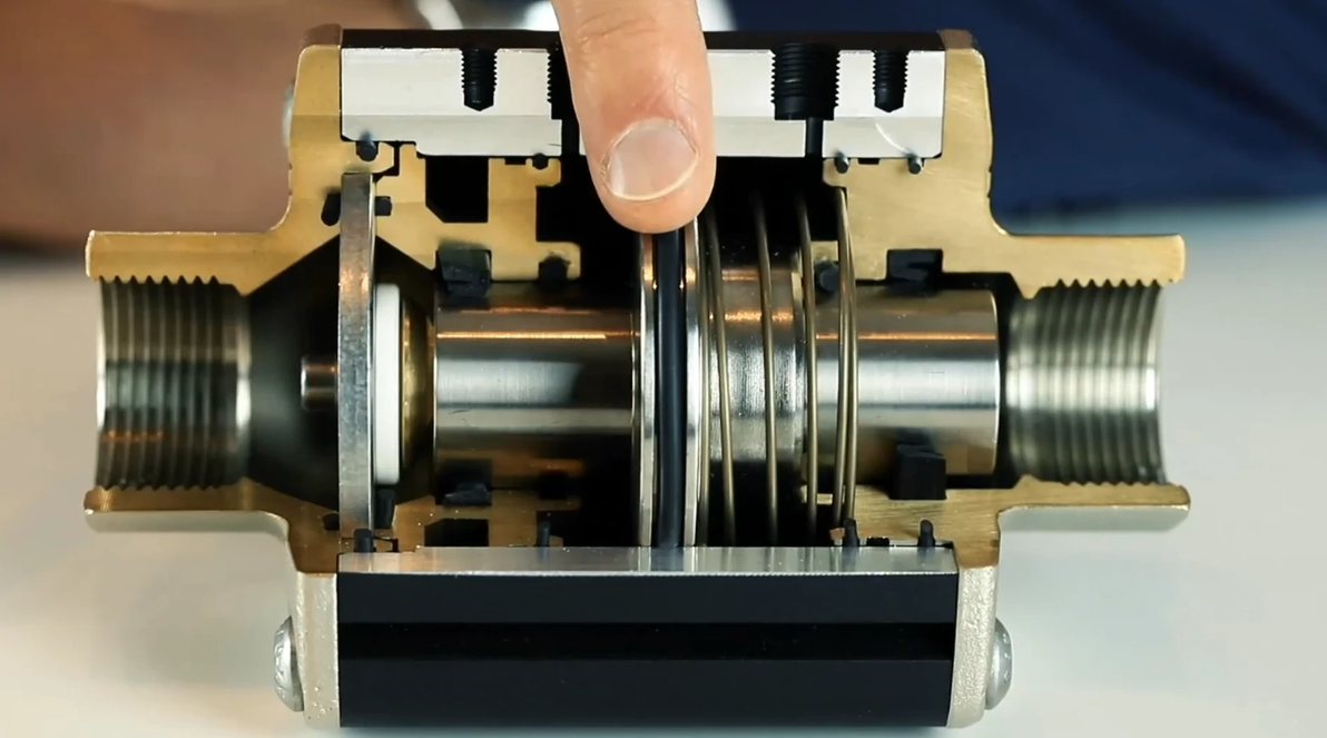 OMAL经理介绍新款同轴阀VIP EVO：30万次运行、超小体积和能耗 - 哔哩哔哩