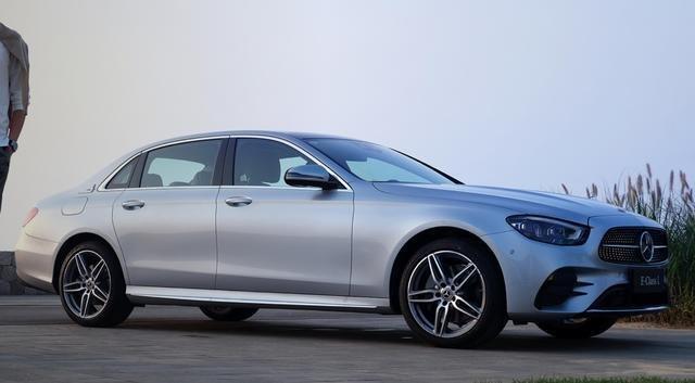 制造时尚焦点 2023款北京奔驰E260 E300 - 哔哩哔哩