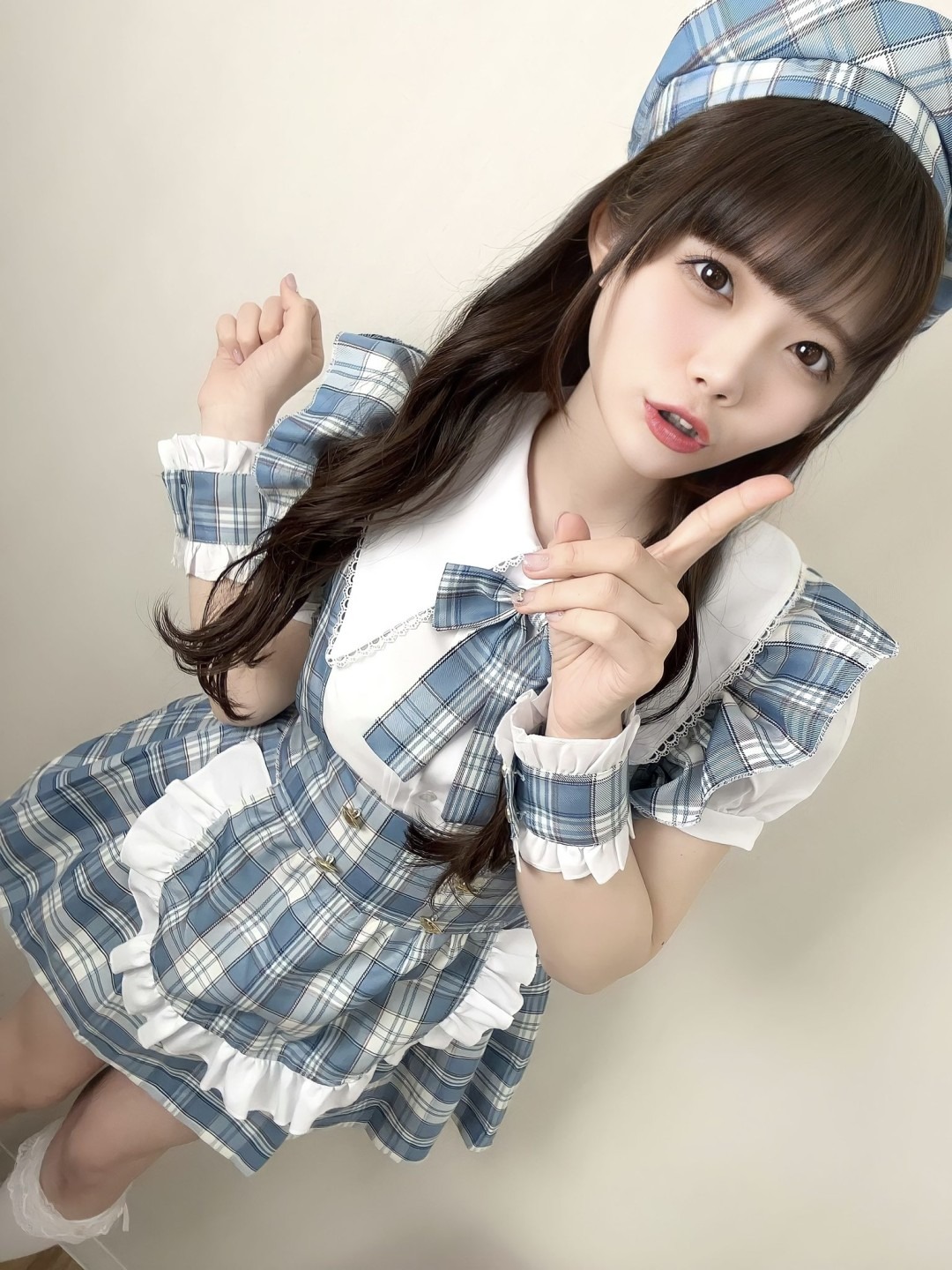 美女分享——三崎奈奈、黑木逢梦、美澄玲衣 哔哩哔哩 