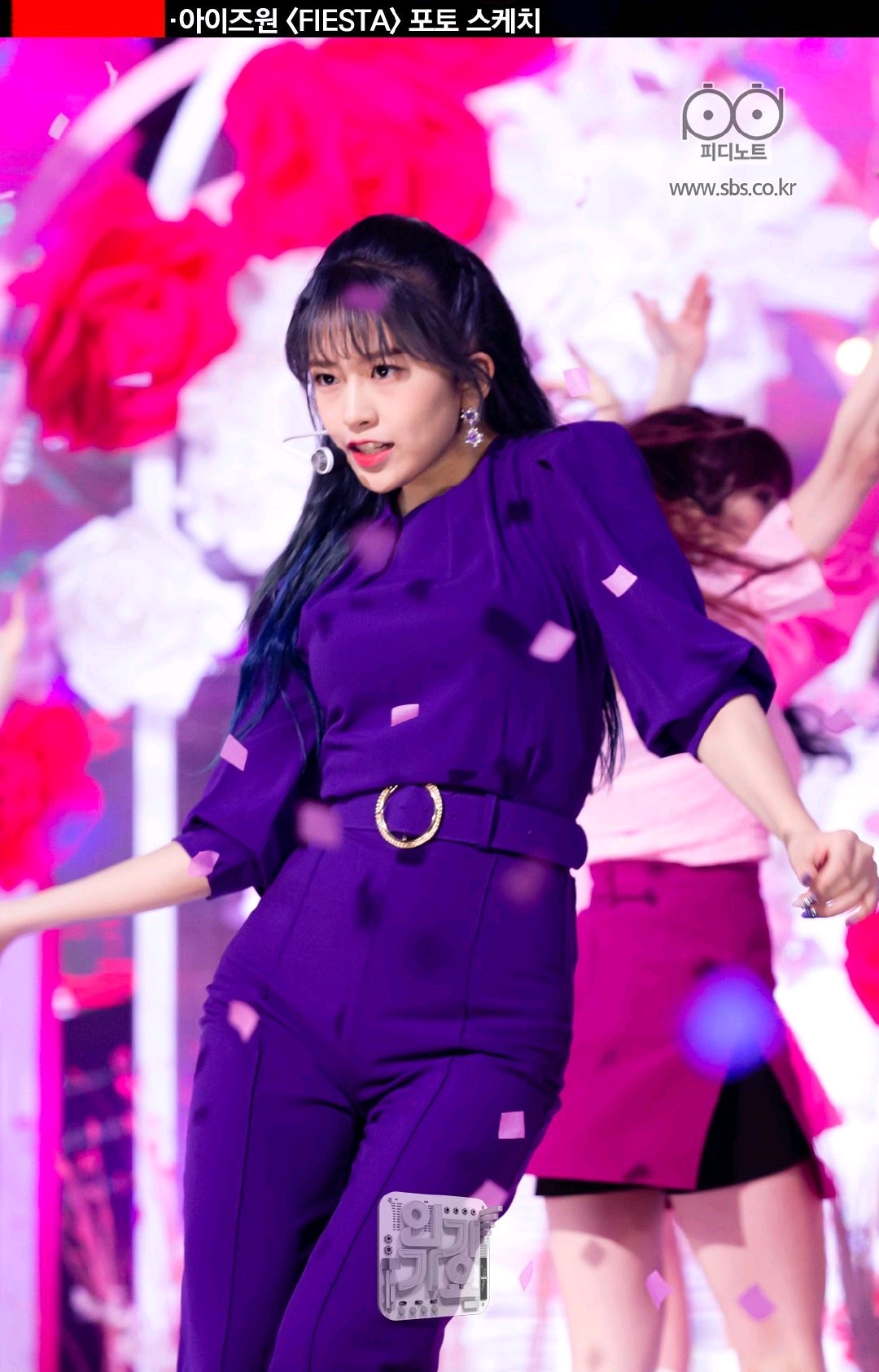 izone SBS人气歌谣更新舞台照 200224 - 哔哩哔哩