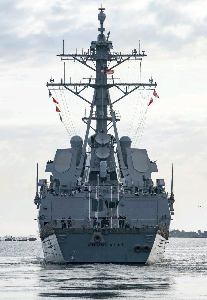 最强阿利伯克级驱逐舰奔赴西班牙 - 哔哩哔哩