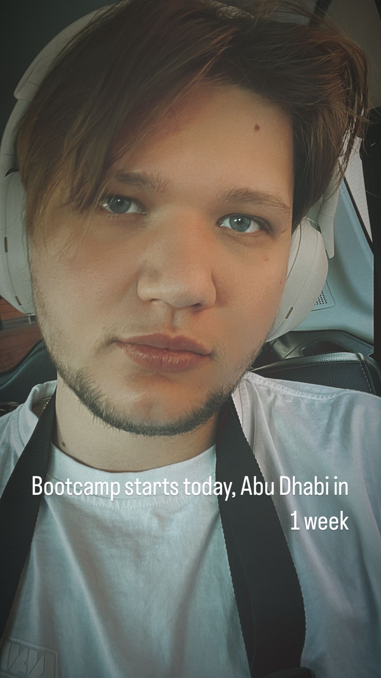 S1mple祝前女友考试顺利，NAVI将迎来7天集训【CSGO】 - 哔哩哔哩