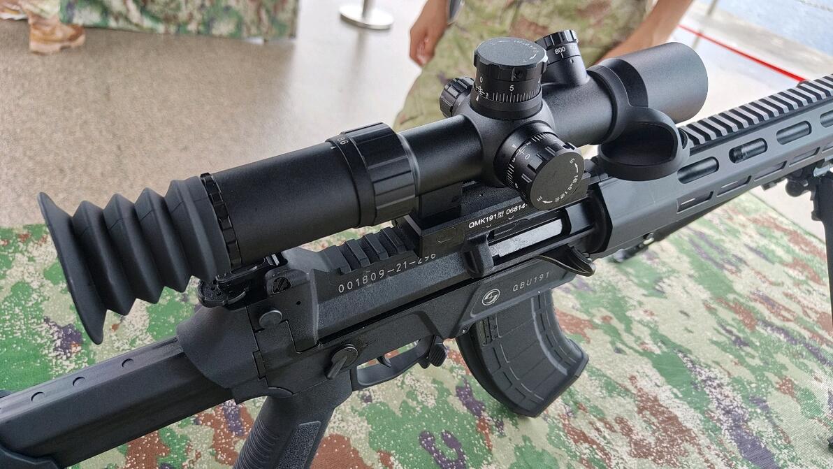 七一軍營開放小記--單兵武器篇 - 哔哩哔哩