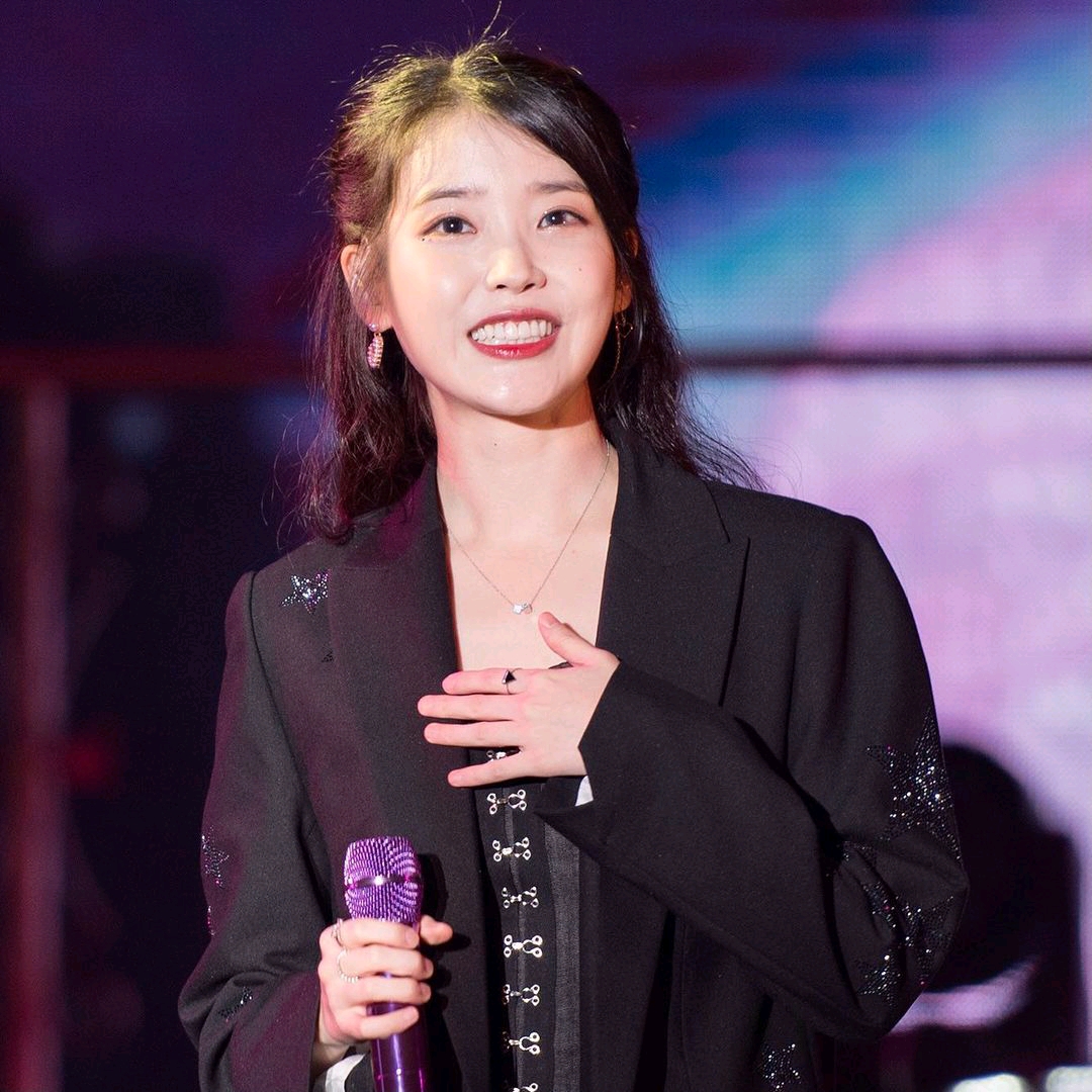 【iu】图片、头像、壁纸（52） - 哔哩哔哩