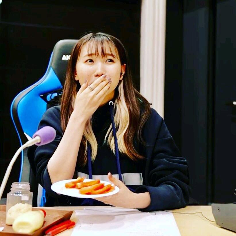 【YOASOBI图集第1期】ikura幾田りら（含50张） - 哔哩哔哩