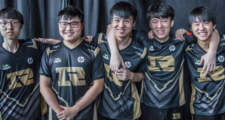 风哥首度回应“五放加里奥”，解析RNG当年到底输在哪里？ - 哔哩哔哩