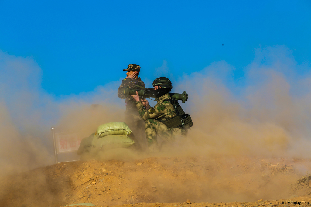 共和国之锤01 -- PF-89火箭筒 - 哔哩哔哩