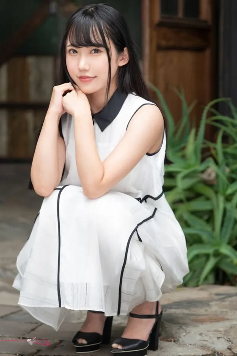 【耶嘿】日本4月新人老师介绍，天气小姐身材太好天天遮住地图，J罩盃6S新人登场！ - 哔哩哔哩