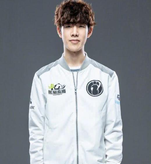 [英雄联盟电竞人物志]IG.TheShy，一战惊天下，这是世界第一的故事 - 哔哩哔哩