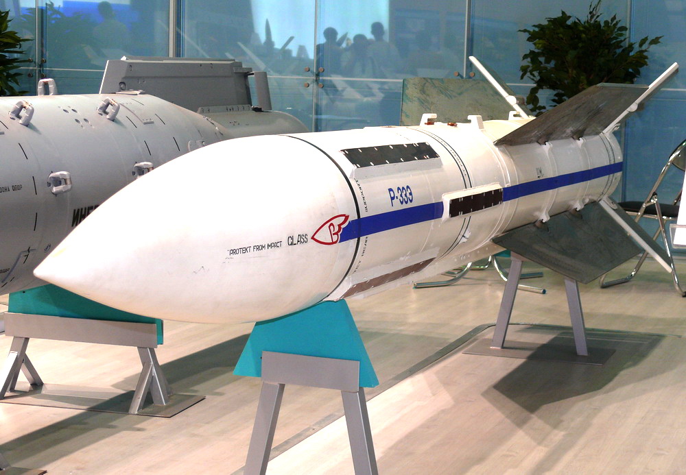 R37M导弹射程高达300公里，技术优势明显，成为俄军神秘武器！ - 哔哩哔哩