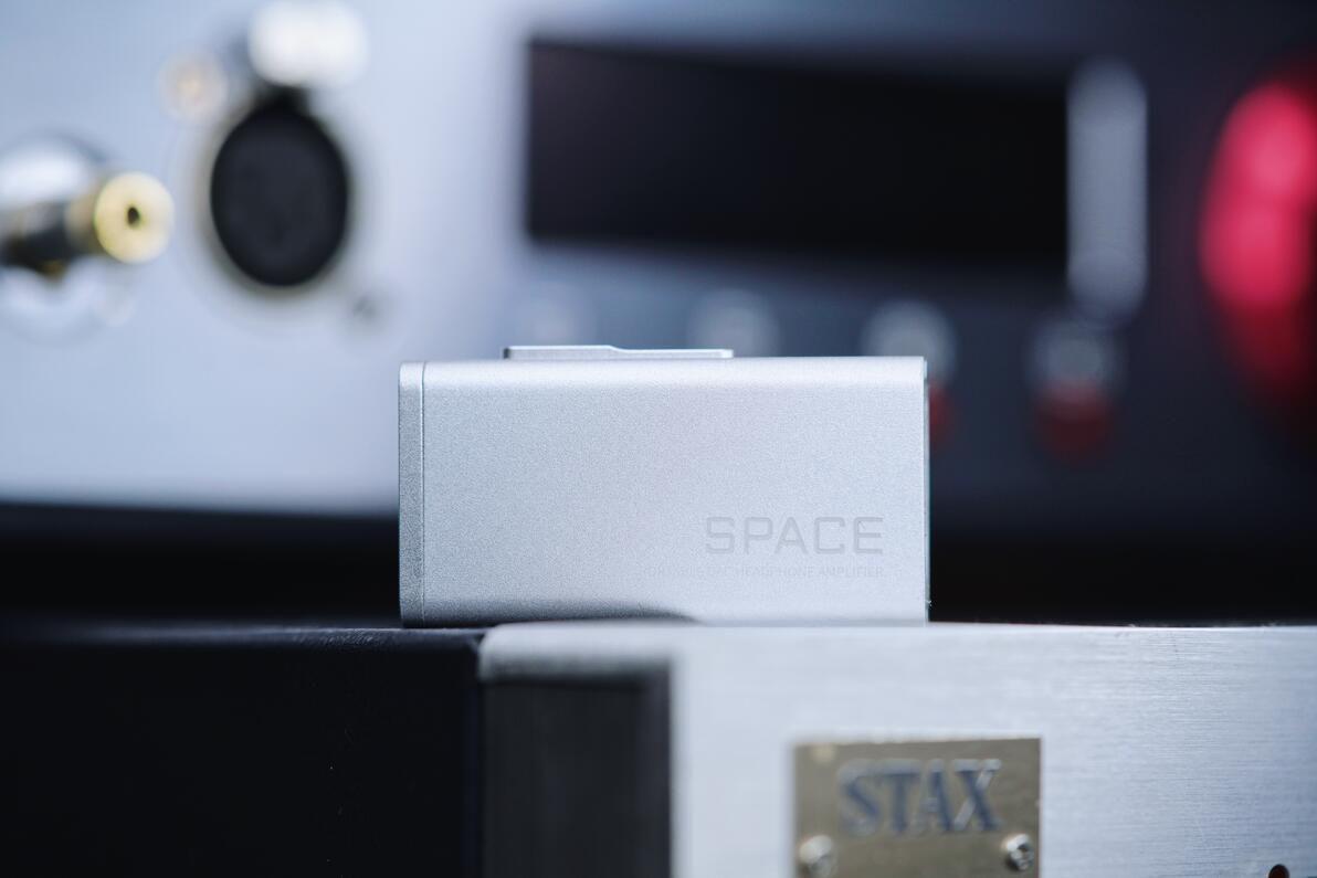 小尾巴界的颜值巅峰 —— 天使吉米 Space 评测 - 哔哩哔哩