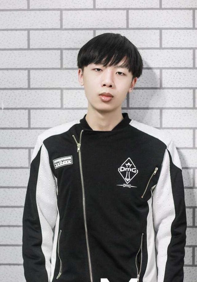 JKL发微博道歉：以后会多注意自己的言行，向大家道歉，对不起 - 哔哩哔哩