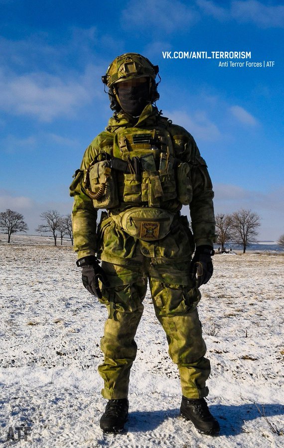 Ragman的逃离塔科夫装备及原品科普之3VG Paratus背包，ArsArma CPC MOD.2背心（08） - 哔哩哔哩