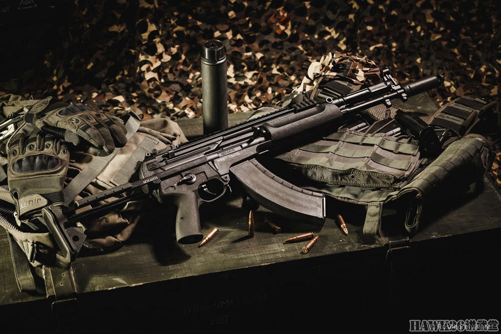 细看：A545/A762突击步枪 采用平衡后坐系统 俄特种部队新型装备