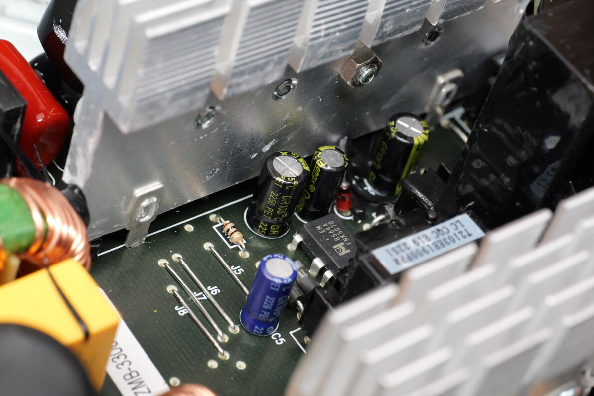 倒是还没接地府，超便宜的750W金牌全模组电源大水牛GPN850拆解评测 - 哔哩哔哩