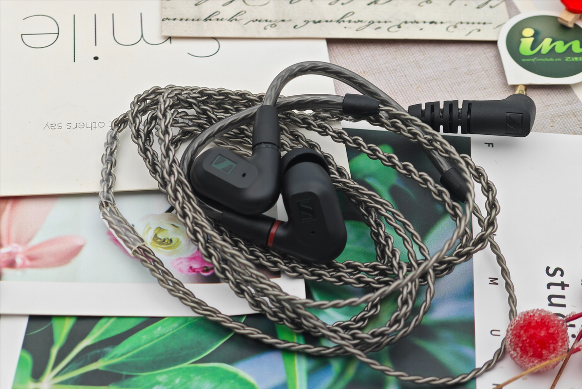 加量不加价！大力不飞砖！丨乂度Link2Bal炸塞版小尾巴评测 - 哔哩哔哩