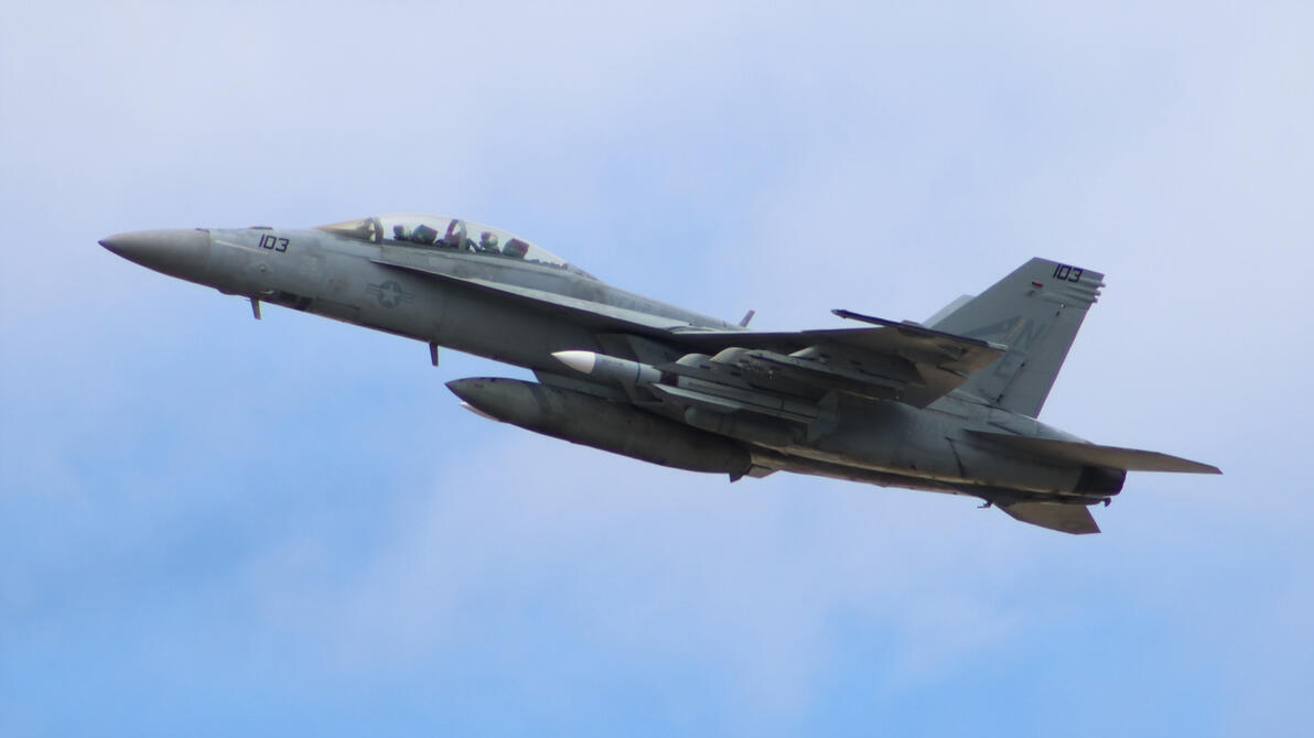 从AIM-260A展开谈谈空战新方向 - 哔哩哔哩