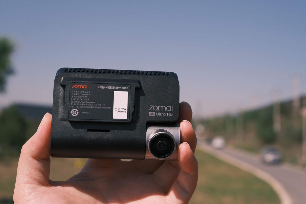 70迈A810深度测评！索尼IMX678，感光升级，4K高清，前后双录HDR - 哔哩哔哩